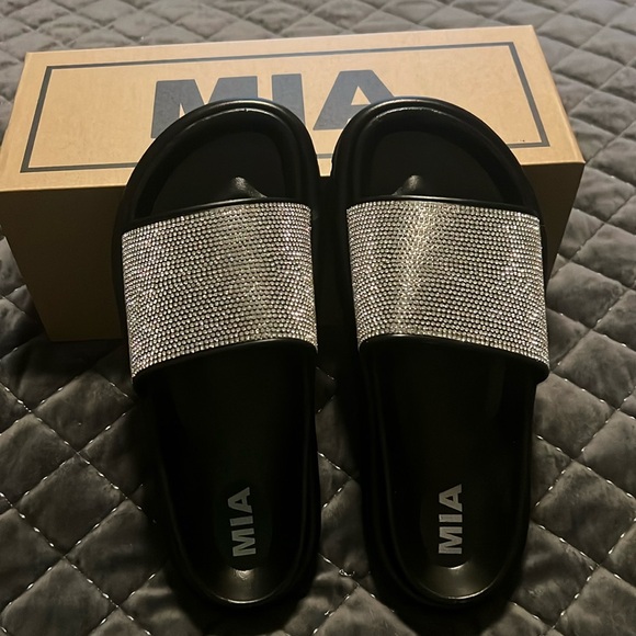 MIA | Shoes | Mia Slides | Poshmark